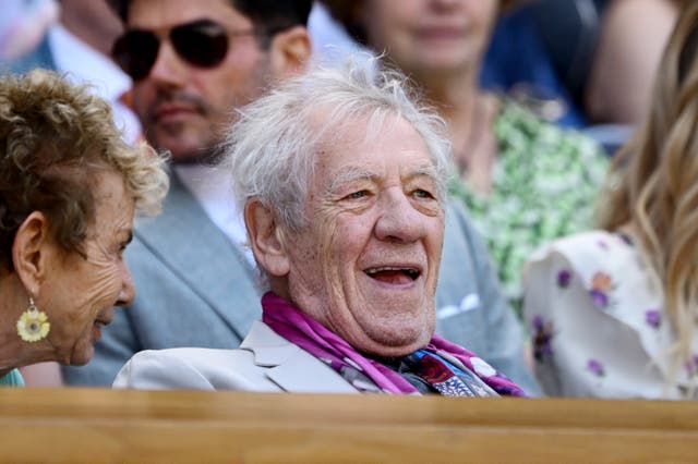 Lee ji eun nude assistance focused and truly affable on the