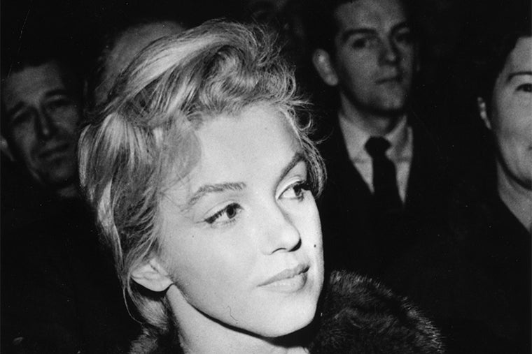 Inside the distressed mind of Marilyn Monroe according to her therapist ...