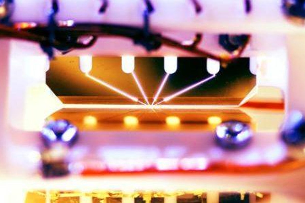 Quantum computer programmed to solve simple algorithms for the first time | The Independent ...